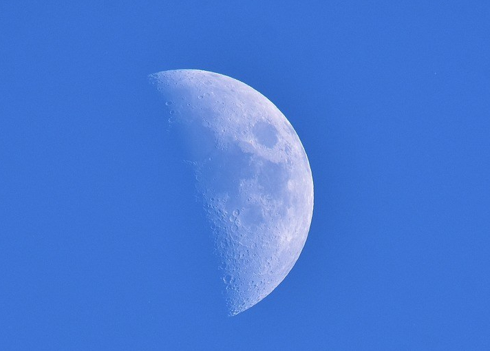 What Celestial Objects Can You See During the Day? – ORION BEAR ASTRONOMY